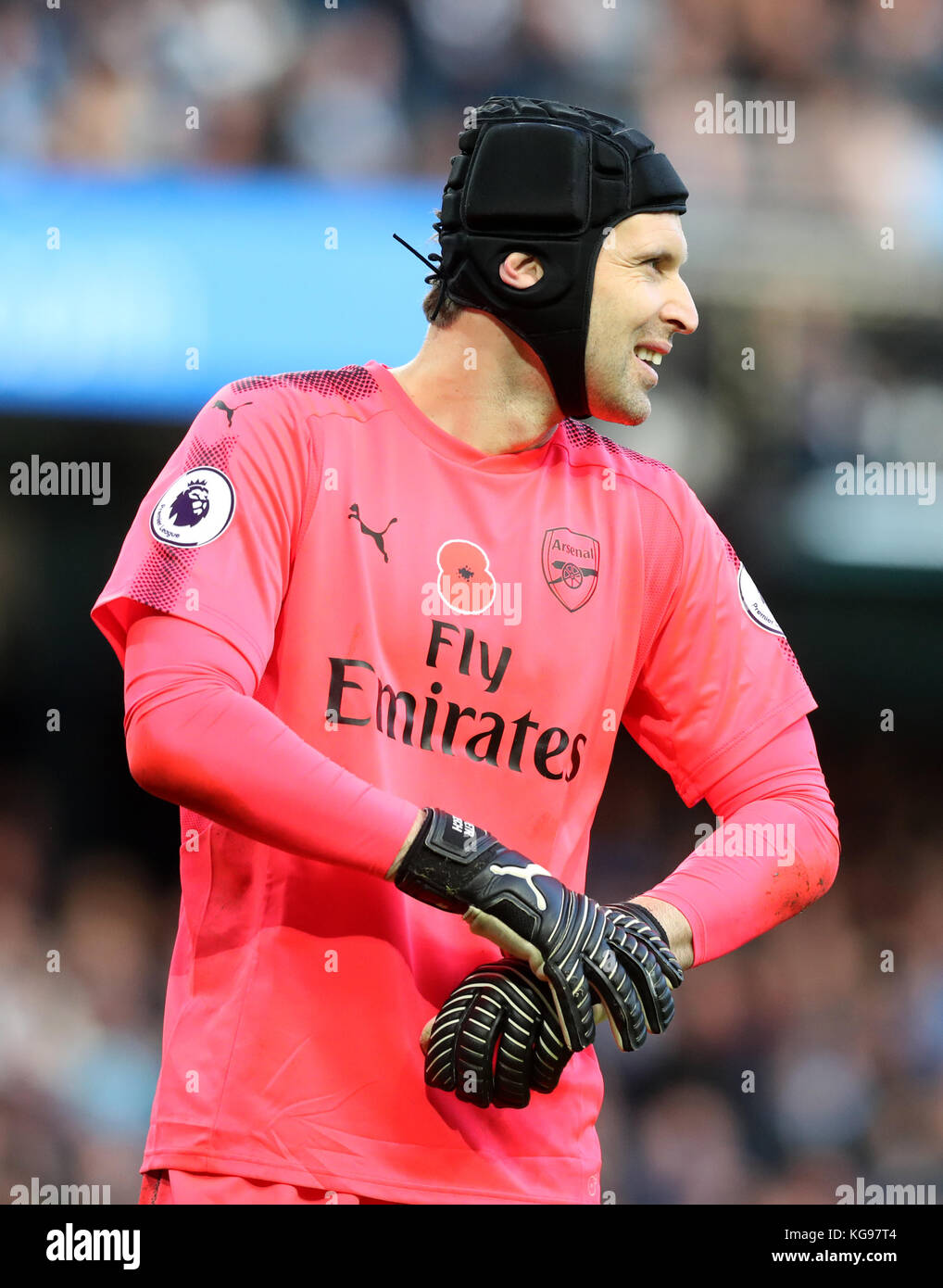 Arsenal goalkeeper Petr Cech Stock Photo - Alamy