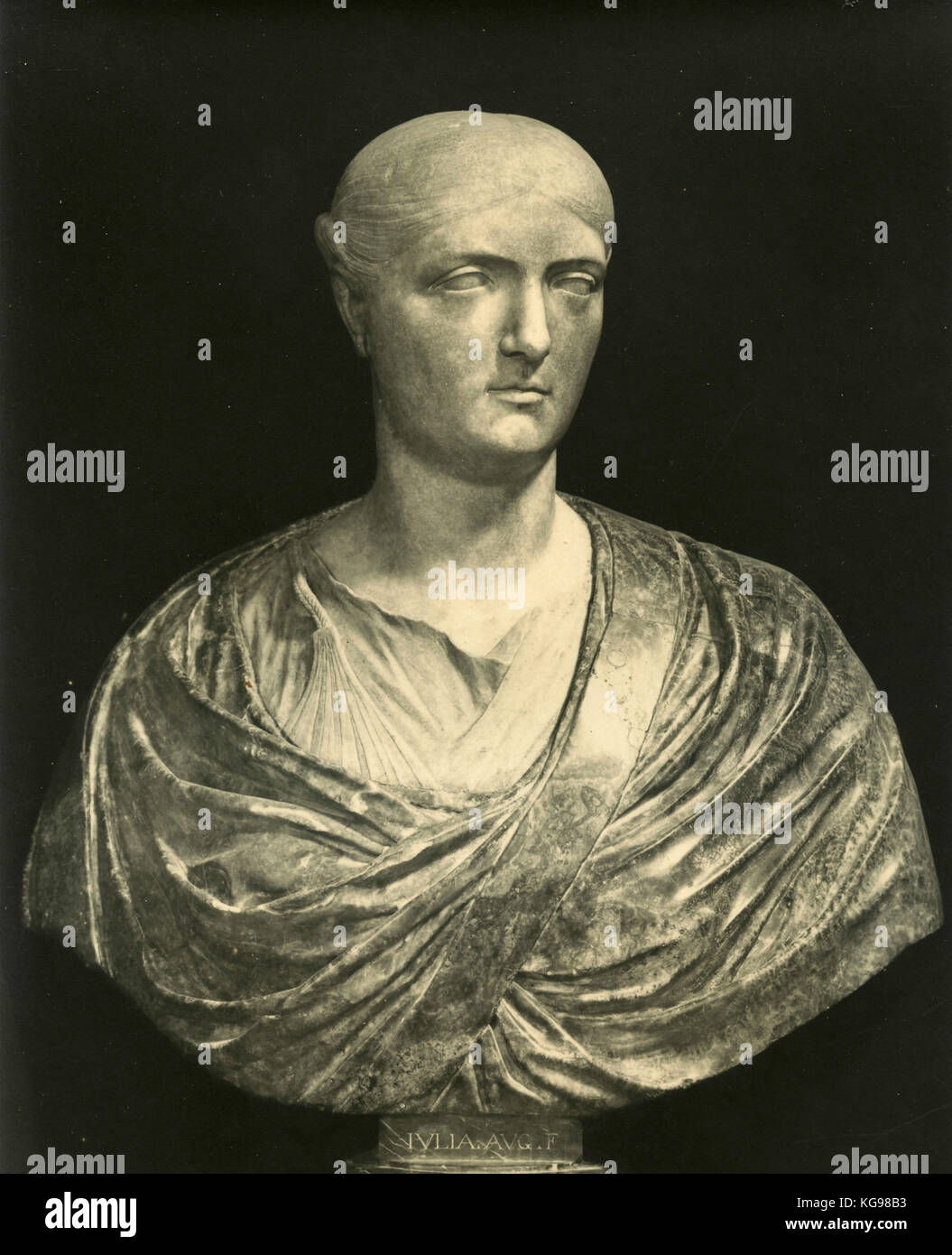 Augustus roman hi-res stock photography and images - Alamy
