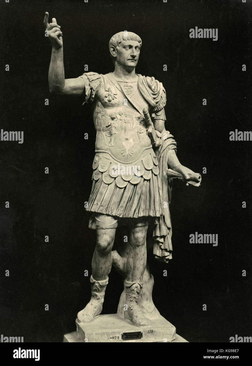 Marble statue of Trajan, Roman emperor Stock Photo - Alamy