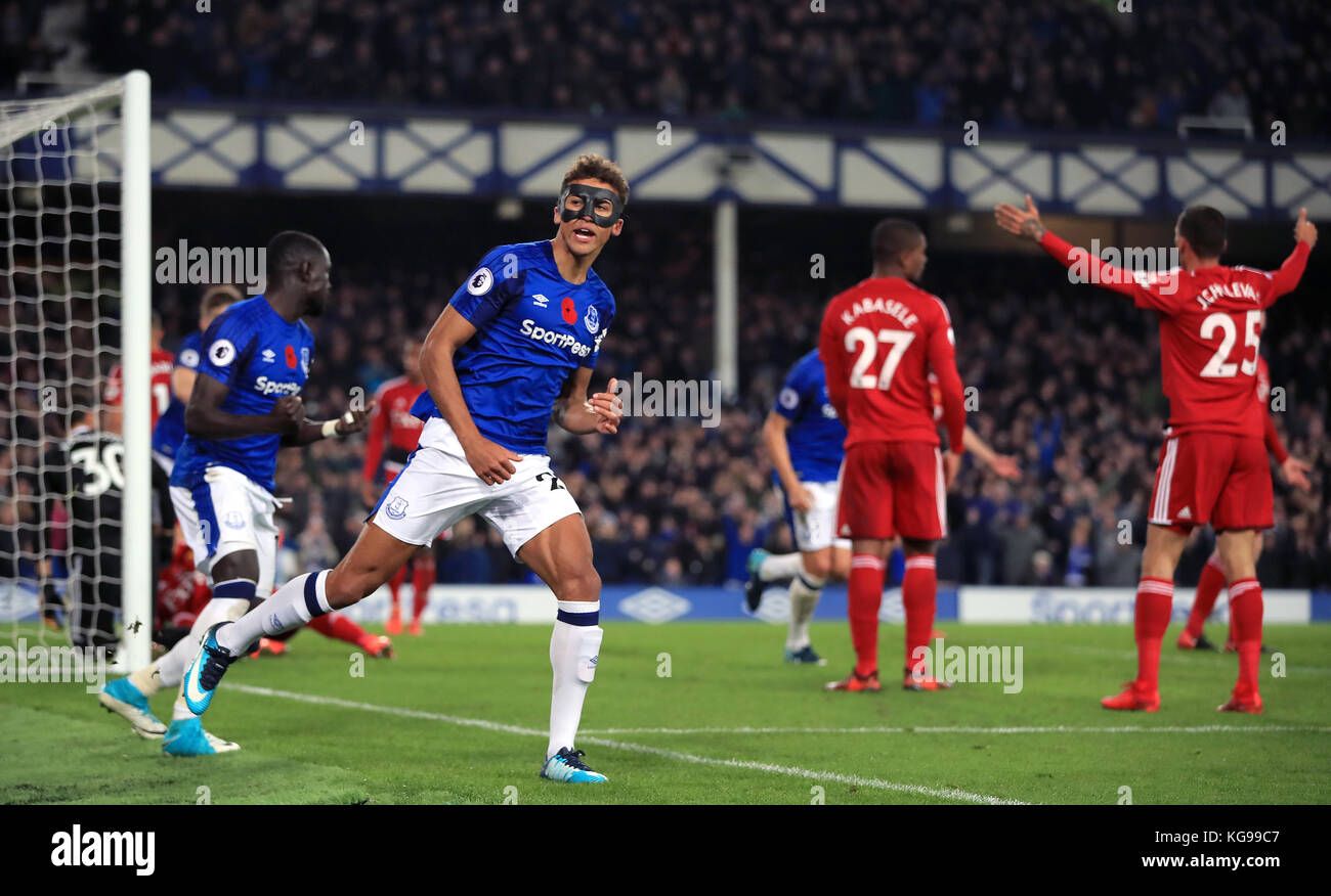 Everton's Dominic Calvert-Lewin celebrates scoring his side's second ...