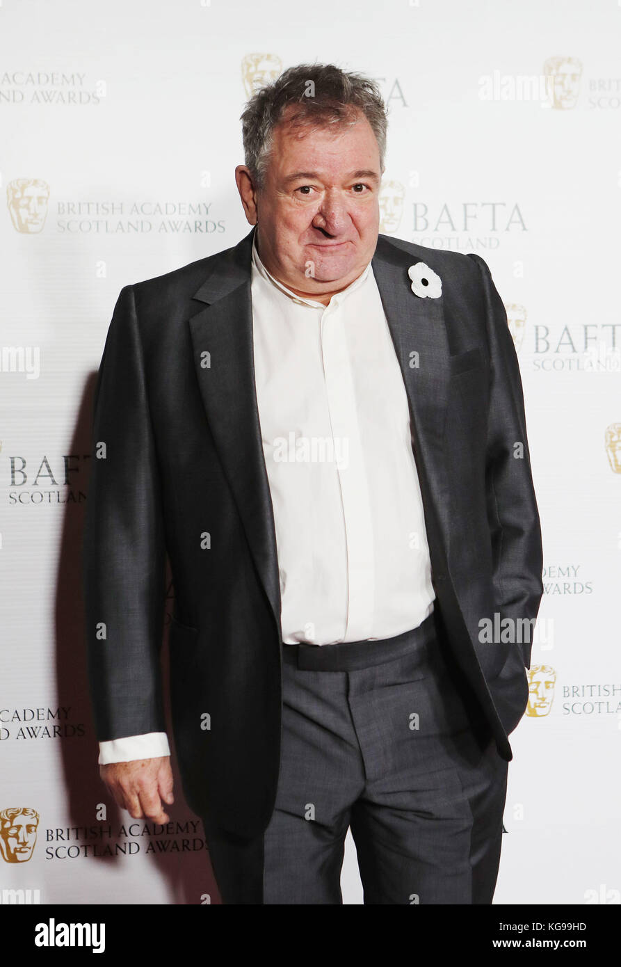 Ken Stott