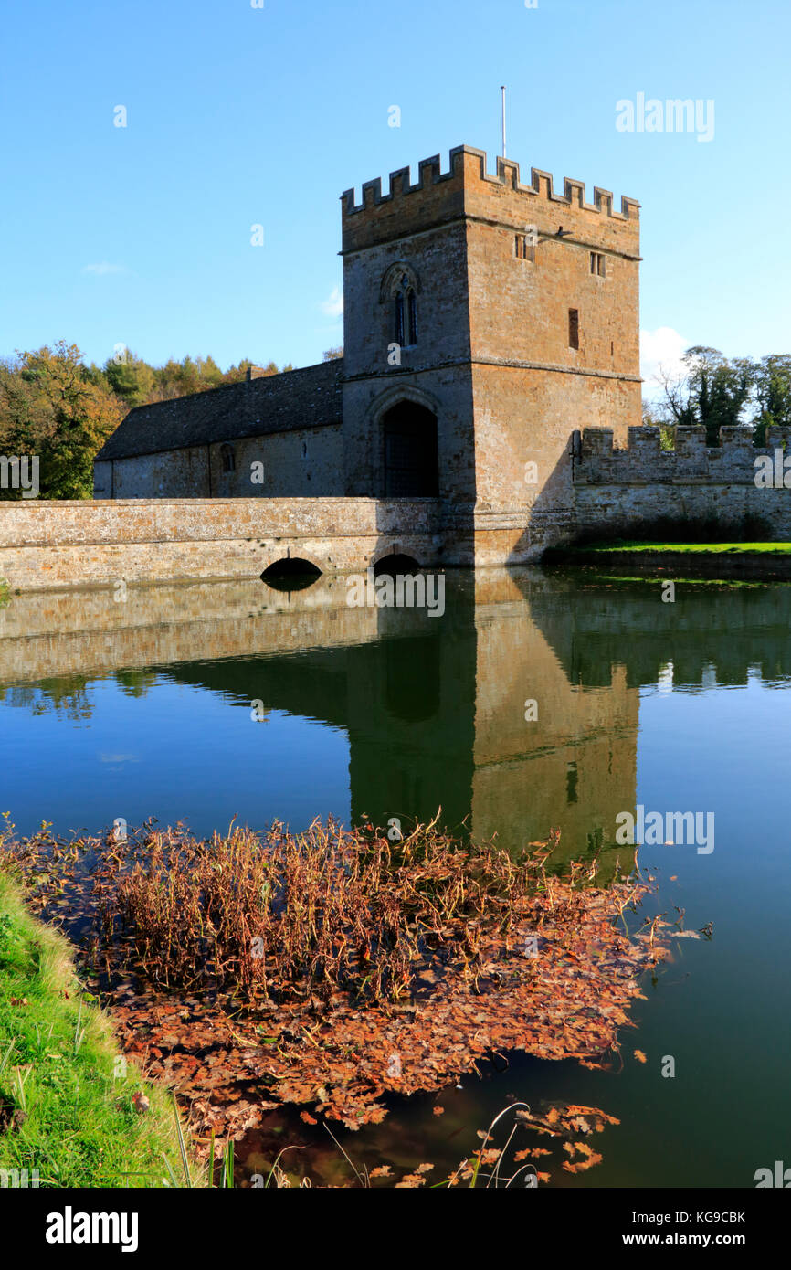 Broughton oxfordshire hi-res stock photography and images - Alamy