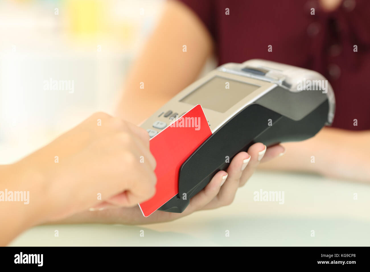 Customer service desk store hi-res stock photography and images - Alamy