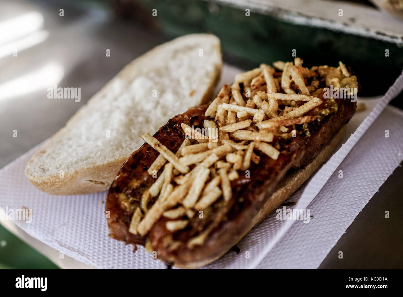 Enjoying a choripan Stock Photo - Alamy