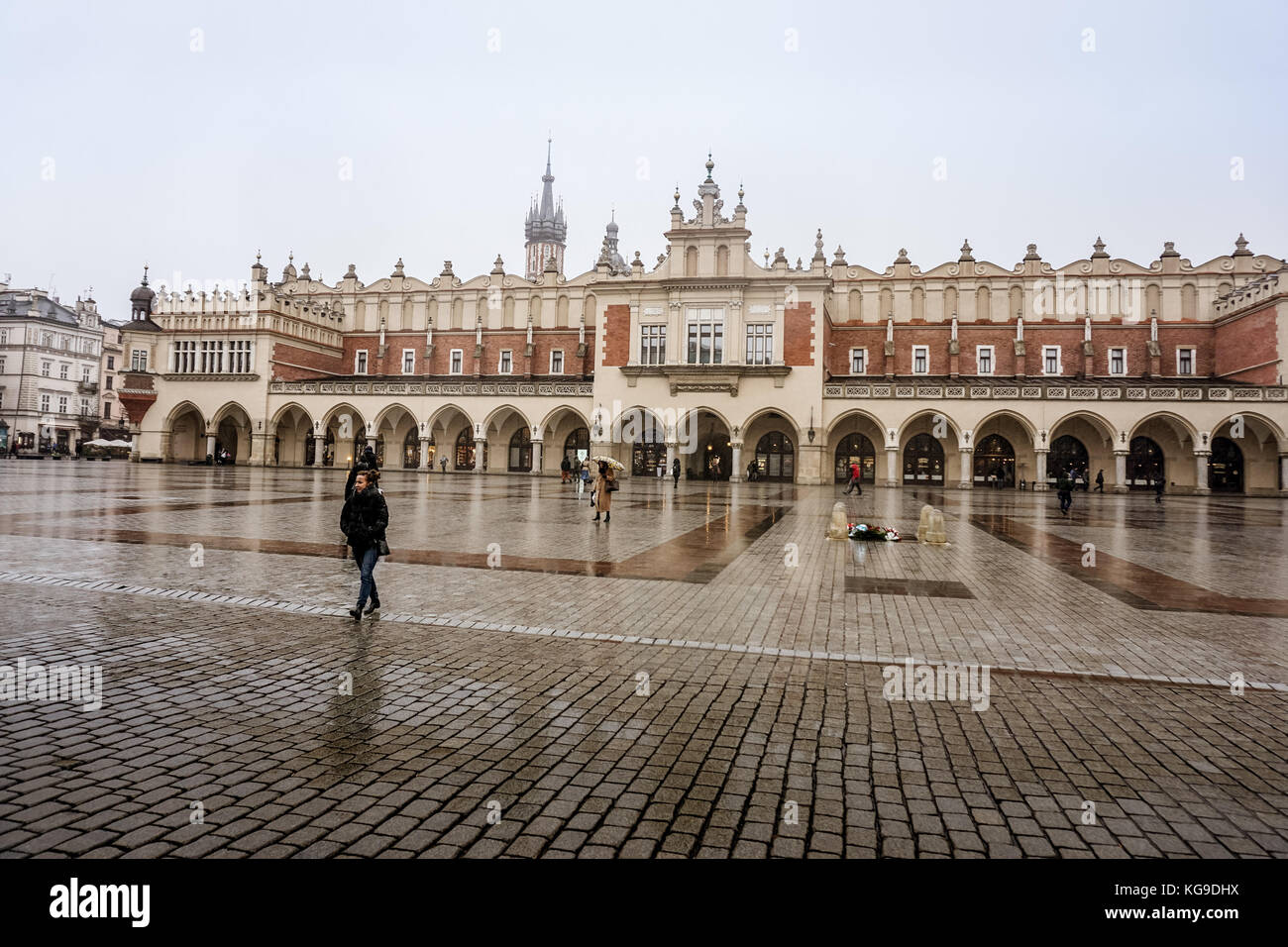 Around town - center square Stock Photo - Alamy