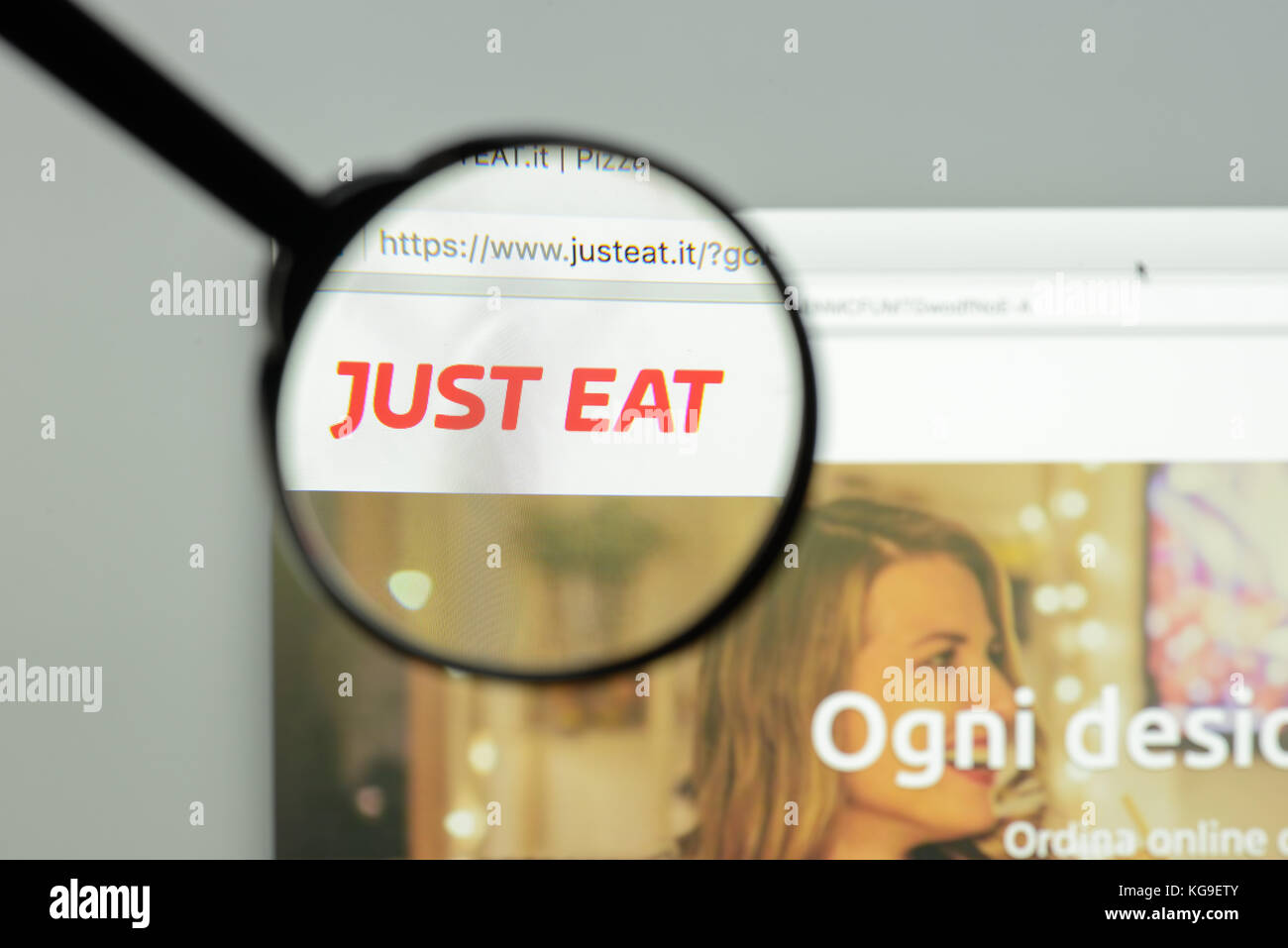 Just eat website hi-res stock photography and images - Alamy