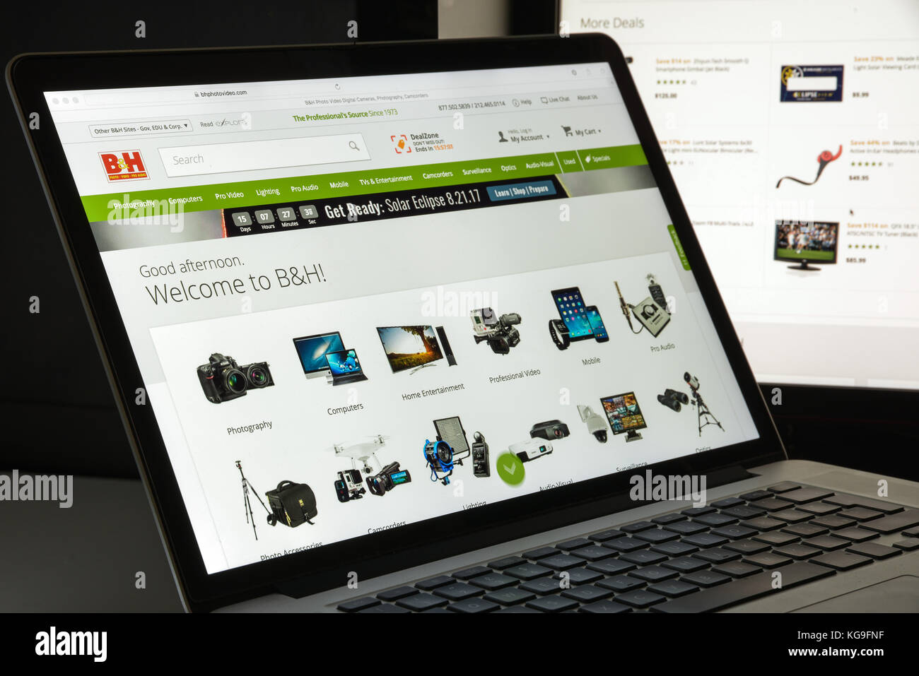 Bh brand logo hi-res stock photography and images - Alamy