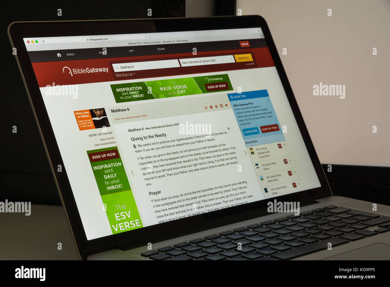 Reading gateway hi-res stock photography and images - Alamy