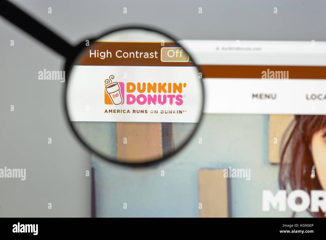 Dunkin donuts app icon logo hi-res stock photography and images - Alamy
