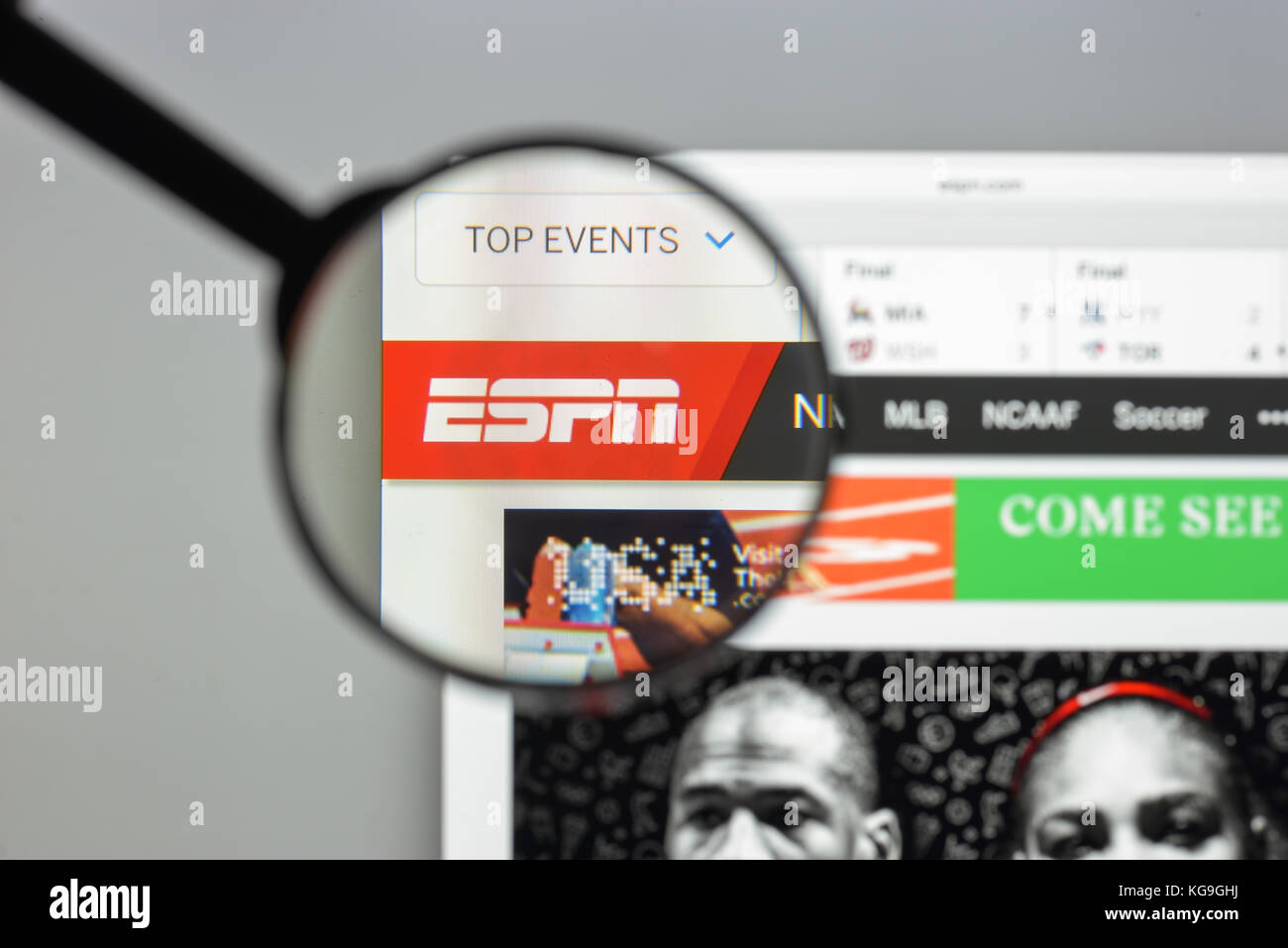 Sport clips logo hi-res stock photography and images - Alamy