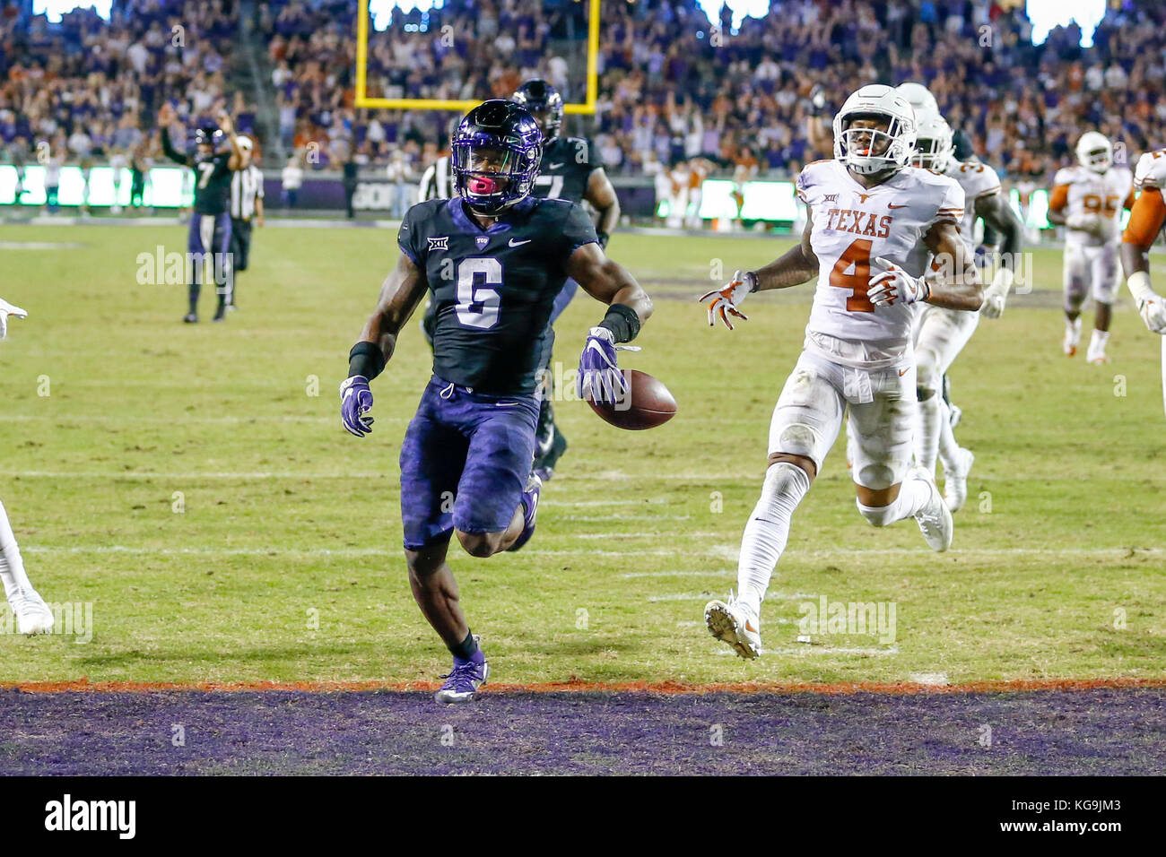 Darius anderson hi-res stock photography and images - Alamy