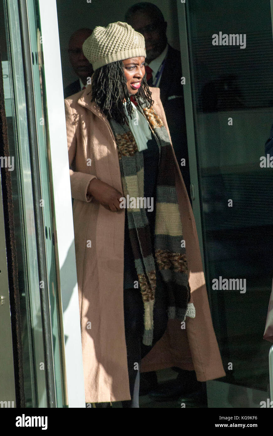 London, UK. 05th Nov, 2017. Dawn Butler MP leaves BBC Broadcasting ...
