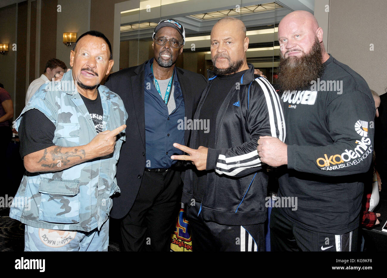 New York, NY, USA. 4th Nov, 2017. Bushwhacker Luke Williams, BlacjJack ...
