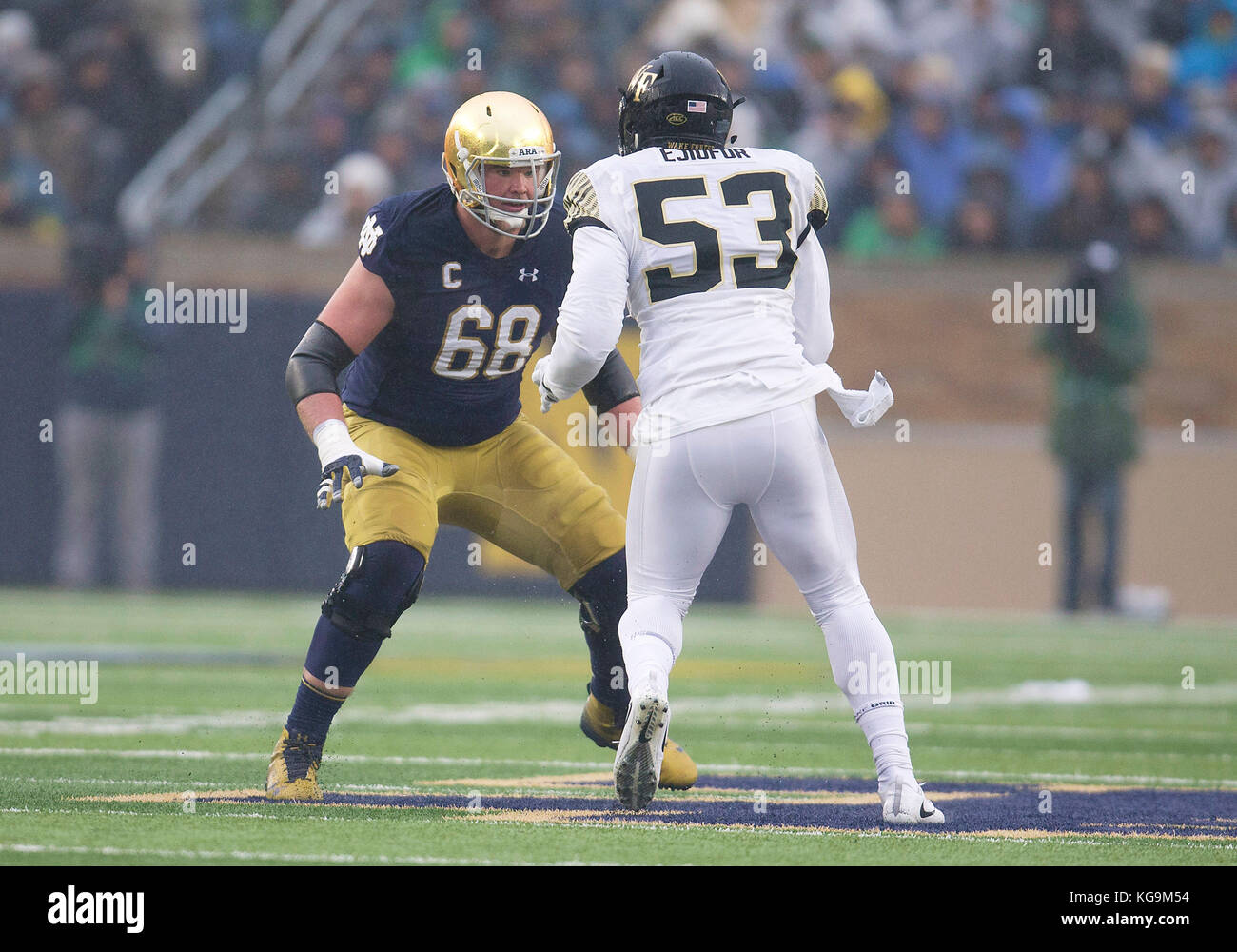 November 04, 2017: Notre Dame offensive lineman Mike McGlinchey (68 ...