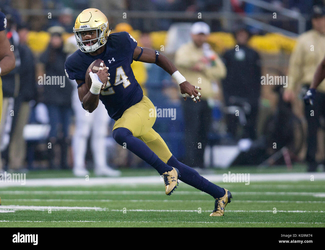 November 04, 2017: Notre Dame safety Nick Coleman (24) runs with the ...