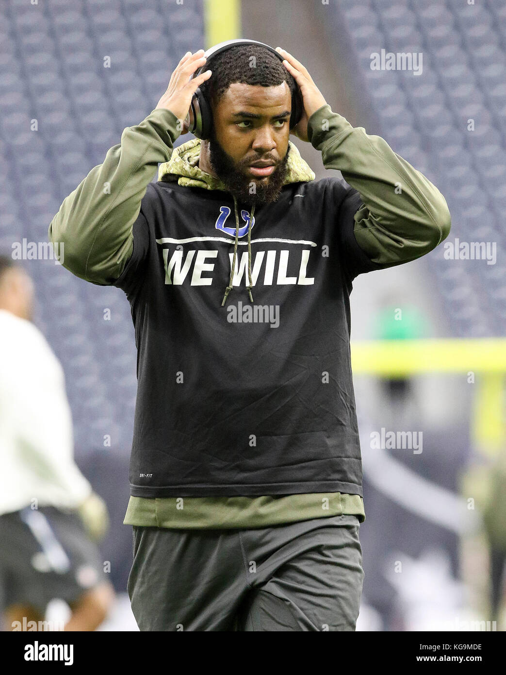 Houston, TX, USA. 5th Nov, 2017. Indianapolis Colts linebacker Anthony ...