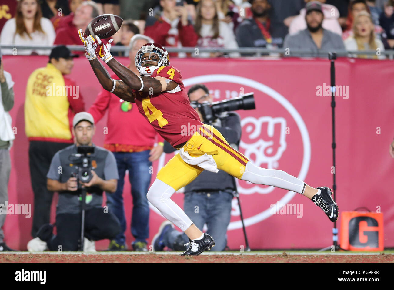 Steven mitchell hi-res stock photography and images - Alamy