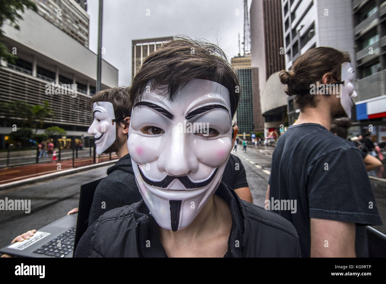 Sao Paulo, Brazil. 5th Nov, 2017. Activists from the organization ...