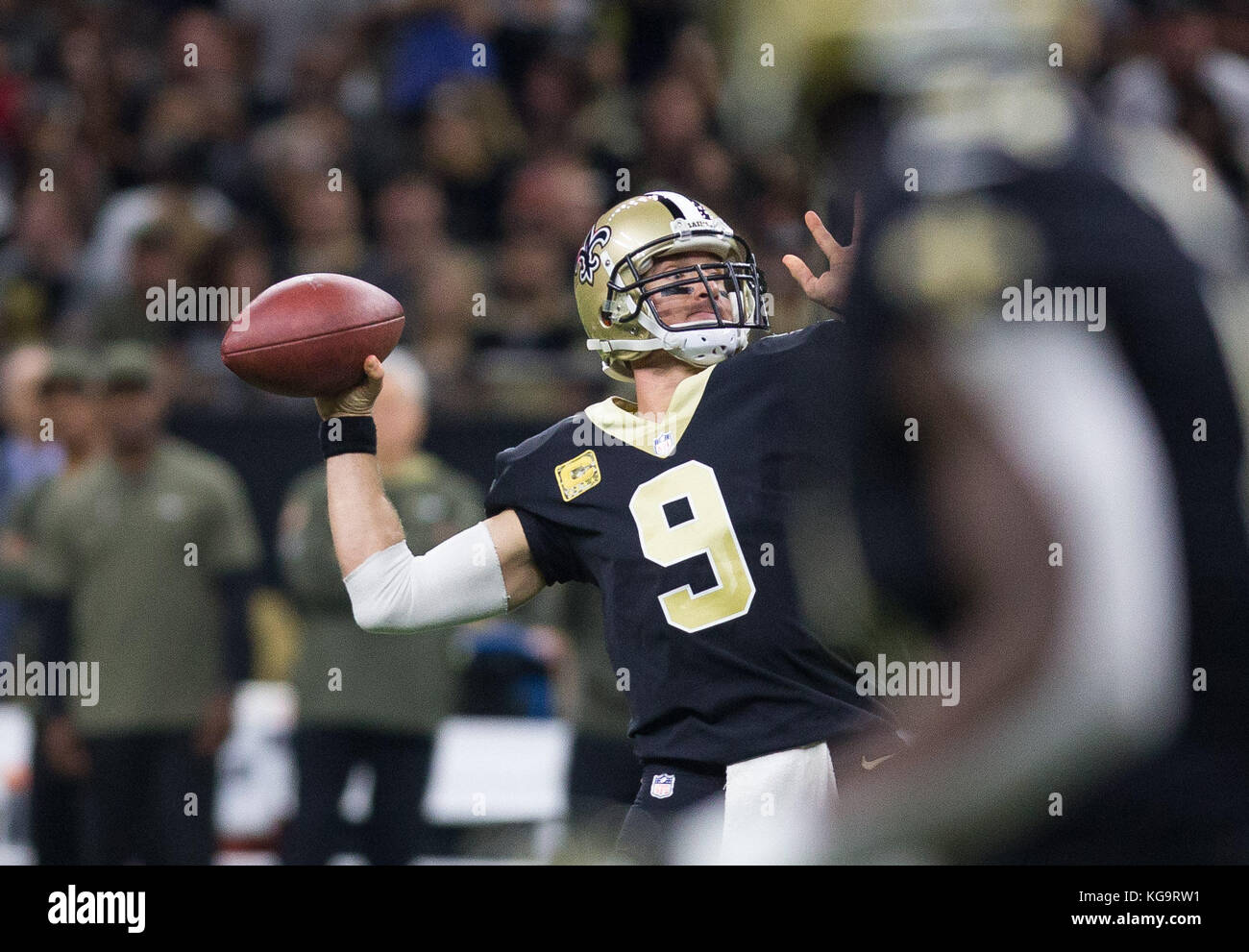 Florida, USA. 5th Nov, 2017. LOREN ELLIOTT | Times .New Orleans Saints ...