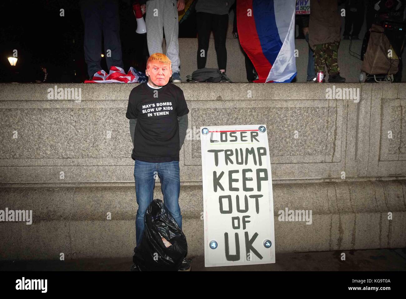 London, UK 5th Nov 2017. Protesters many of whom wear V for Vendetta ...