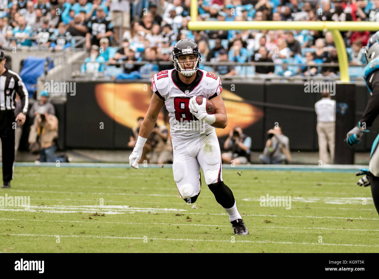 Charlotte, North Carolina, USA. 26th Oct, 2017. Atlanta Falcons tight ...