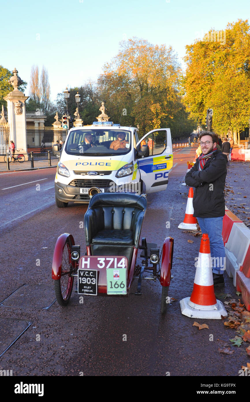 Simon dedman hi-res stock photography and images - Alamy