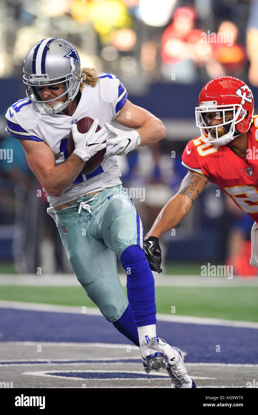 Arlington, Texas, USA. 5th Nov, 2017. Dallas Cowboys wide receiver Cole ...