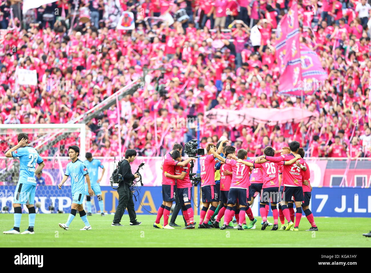 Saitama, Japan. 4th Nov, 2017. Cerezo Osaka team group Football/Soccer ...