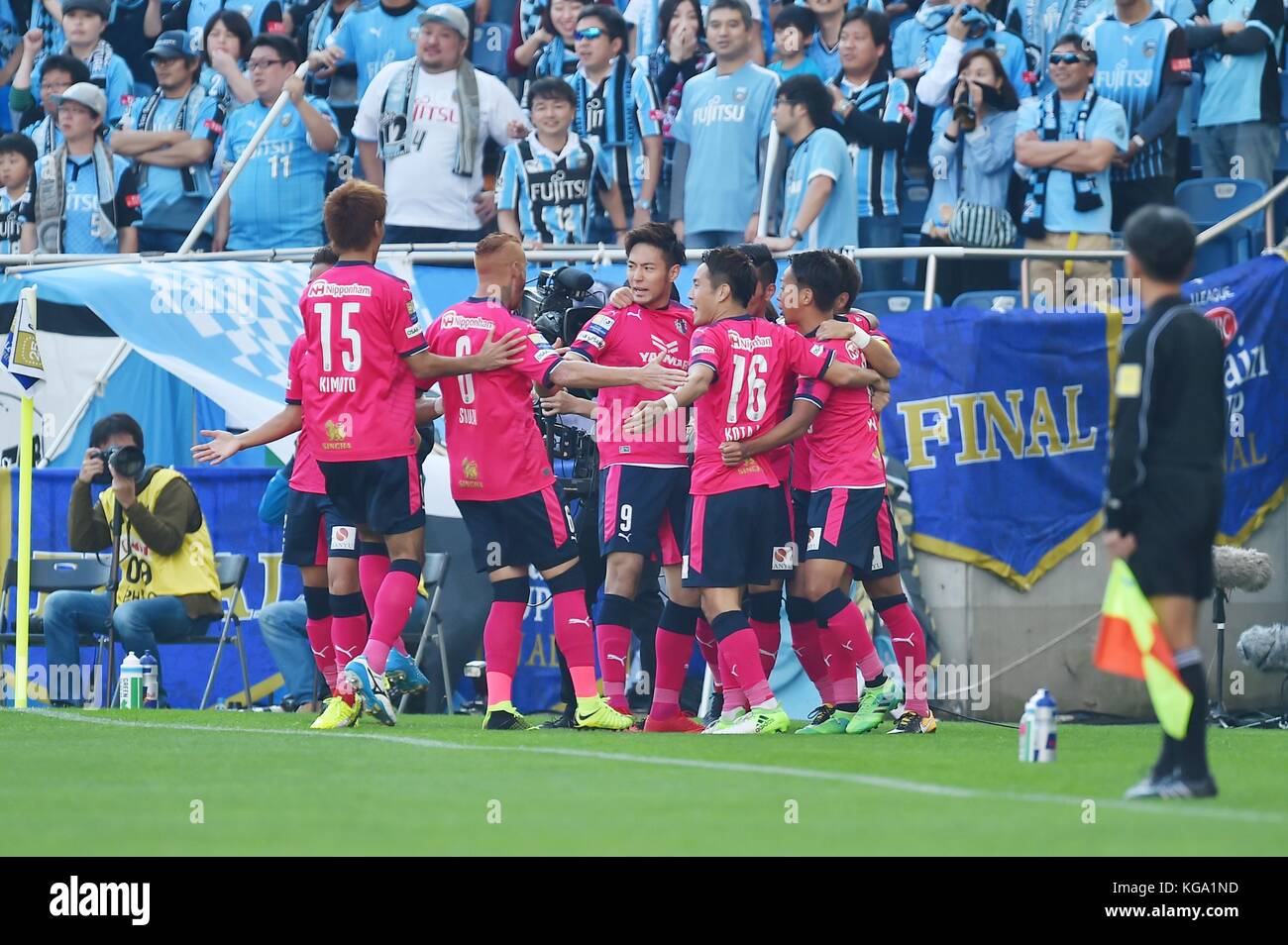 Saitama, Japan. 4th Nov, 2017. Cerezo Osaka team group Football/Soccer ...