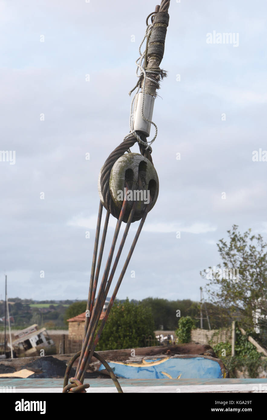 Block rigging on ship hi-res stock photography and images - Alamy