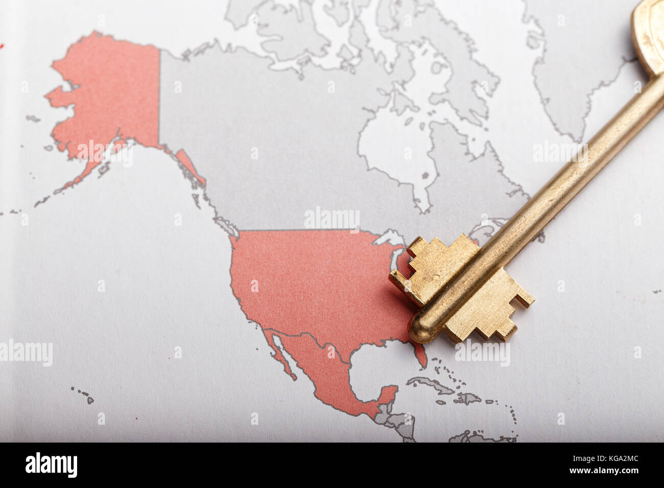 Map key compass hi-res stock photography and images - Alamy