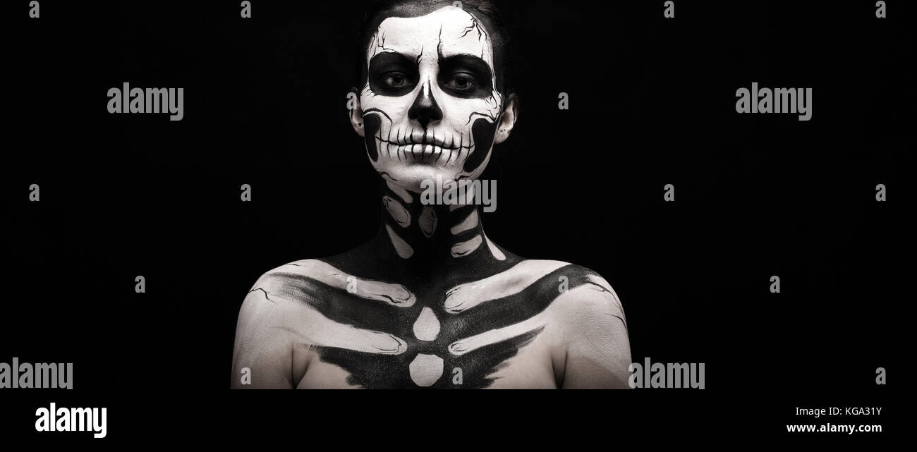 Skeleton fantasy art hi-res stock photography and images - Alamy