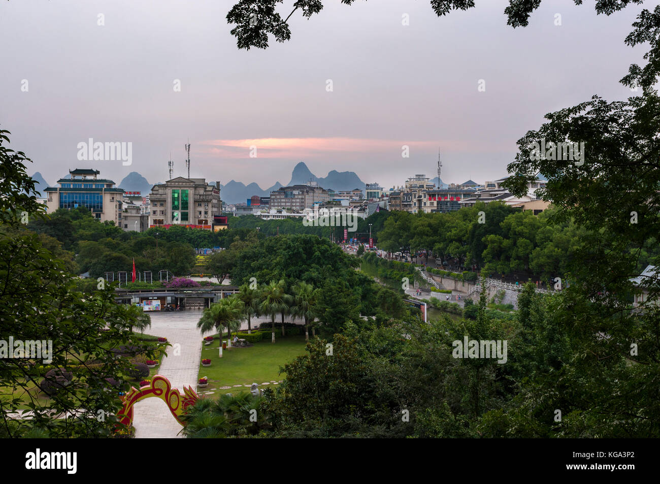 Guilin skyline hi-res stock photography and images - Alamy