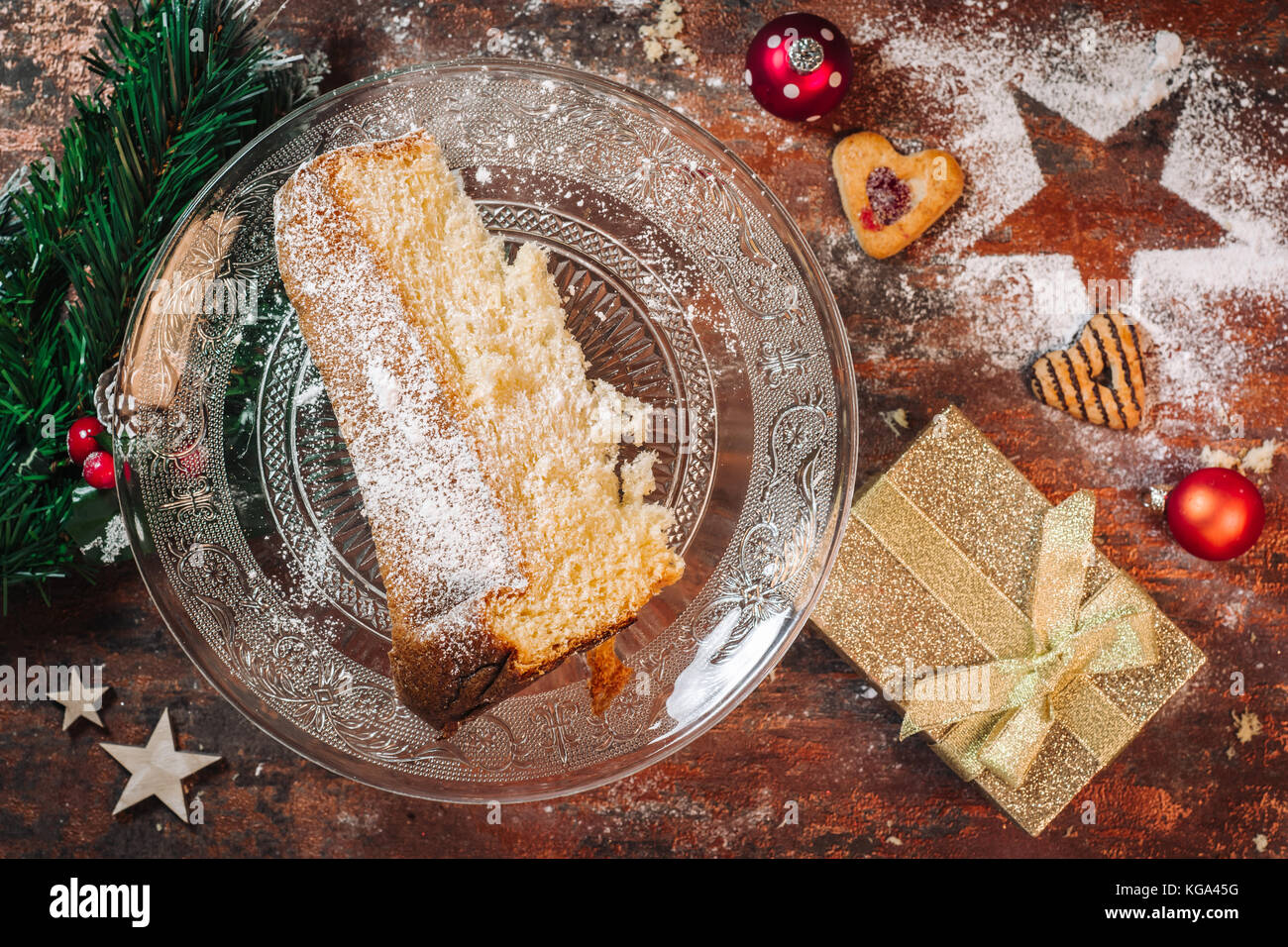 Traditional italian Pandoro cake to celebrate Christmas holidays Stock ...