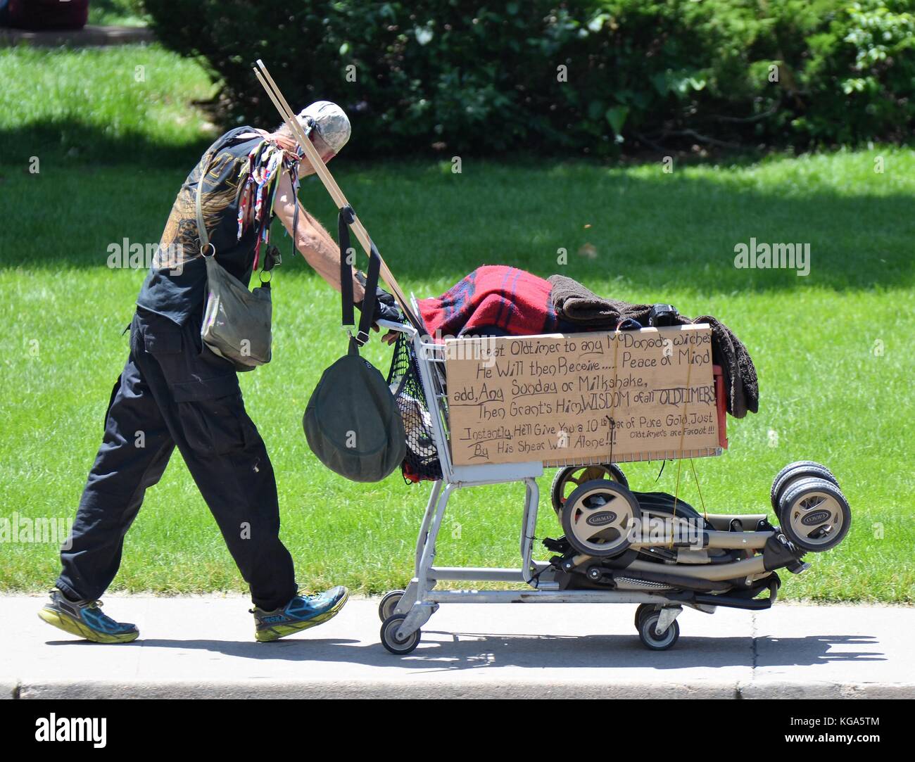 Unidentified homeless people in Denver Stock Photo - Alamy