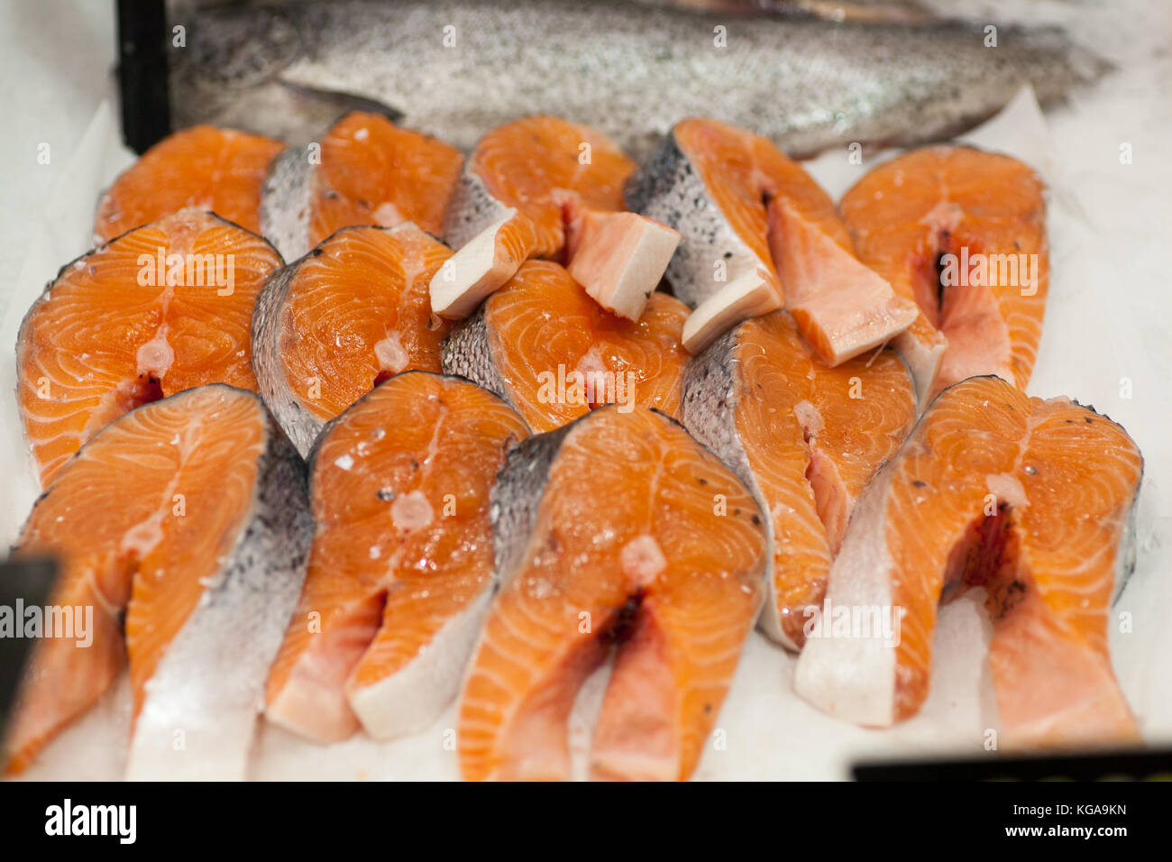 frozen red fish steaks in a market Stock Photo - Alamy