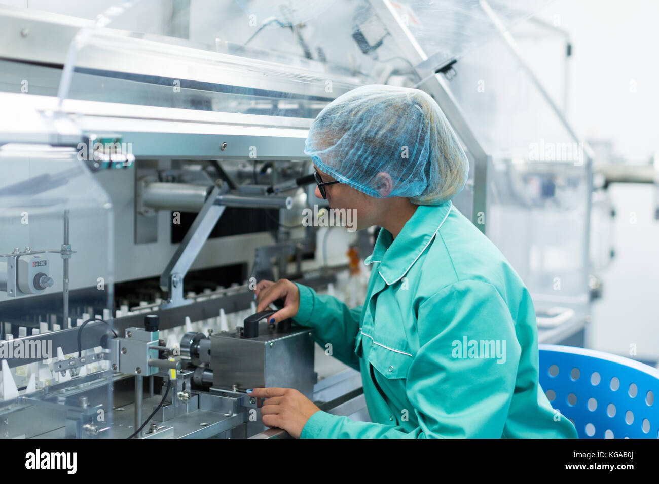 Pharmaceutical fermentation process hi-res stock photography and images ...