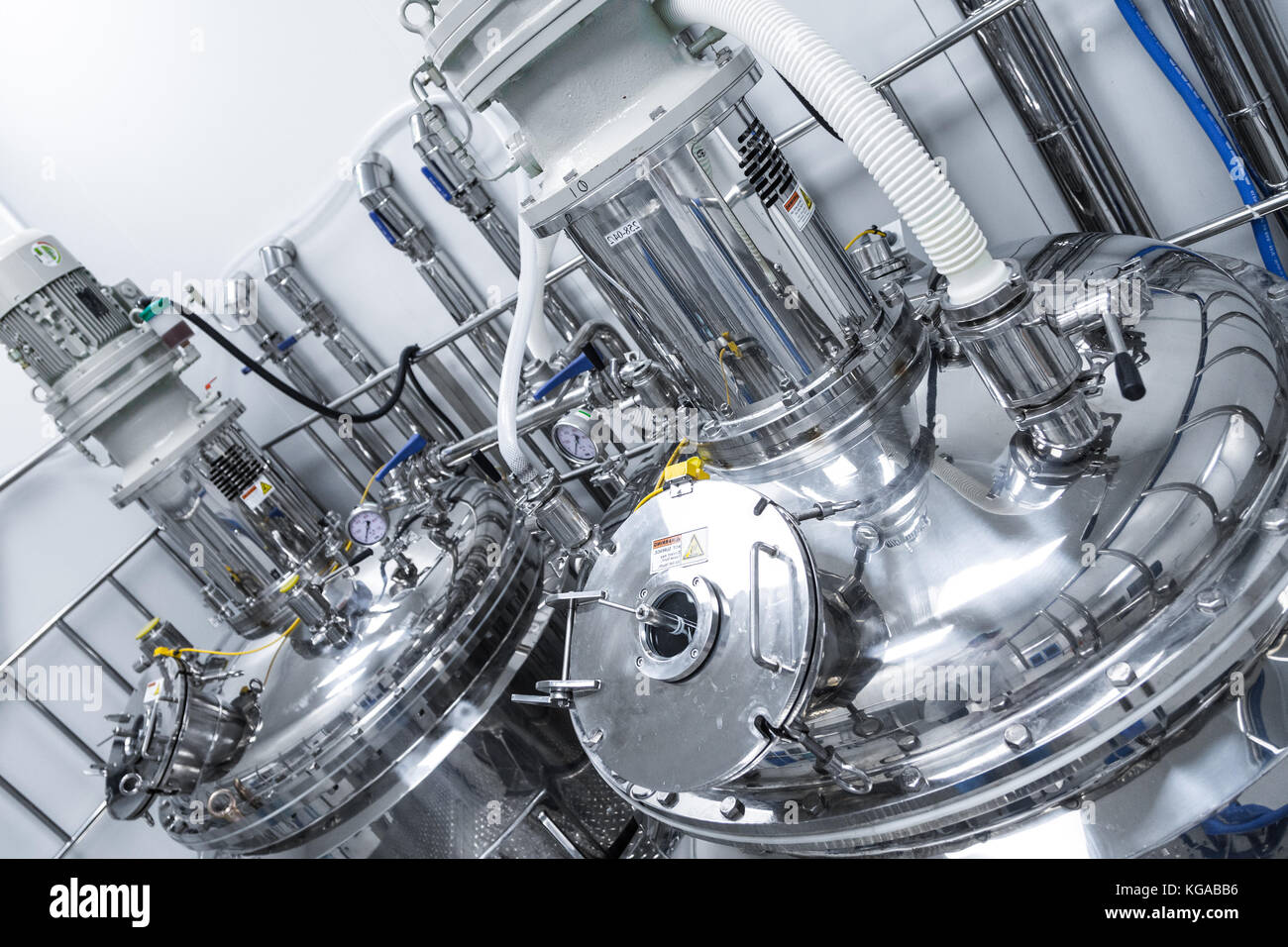 Industrial production workshop medical steel hi-res stock photography ...