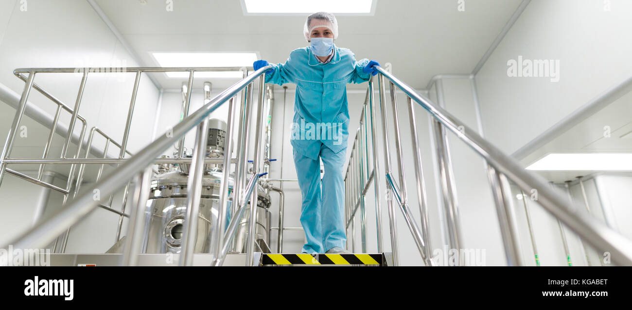 plant picture, scientist stand on ladder Stock Photo - Alamy