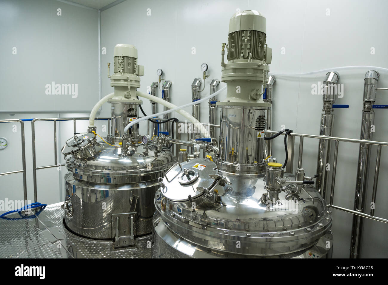 steel cameras of high pressure, chrome equipment Stock Photo - Alamy