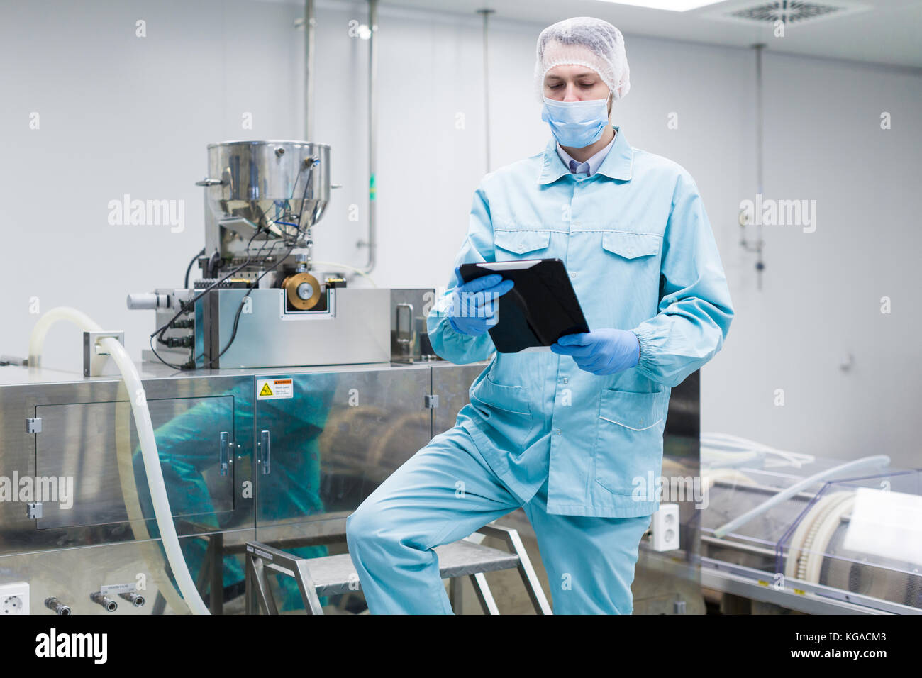 Big steel machine shafts hi-res stock photography and images - Alamy