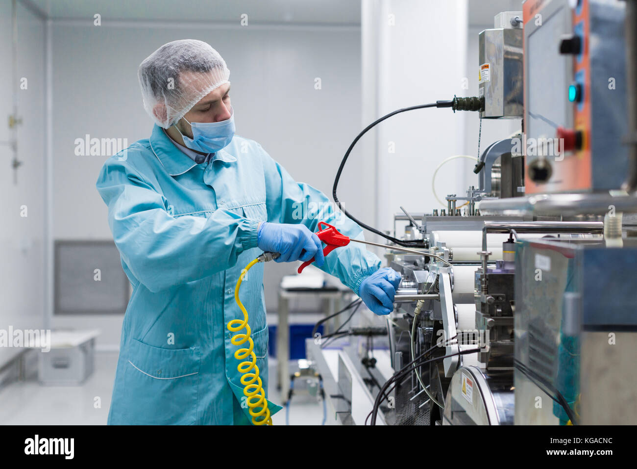 plant picture, factory worker is fixing machine, steel machines Stock ...