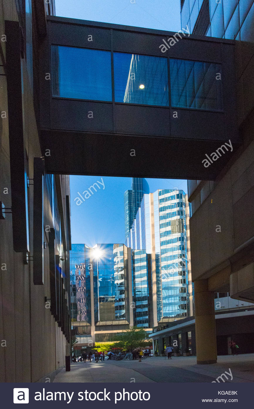 Bridge Between Two Buildings Stock Photos & Bridge Between Two ...