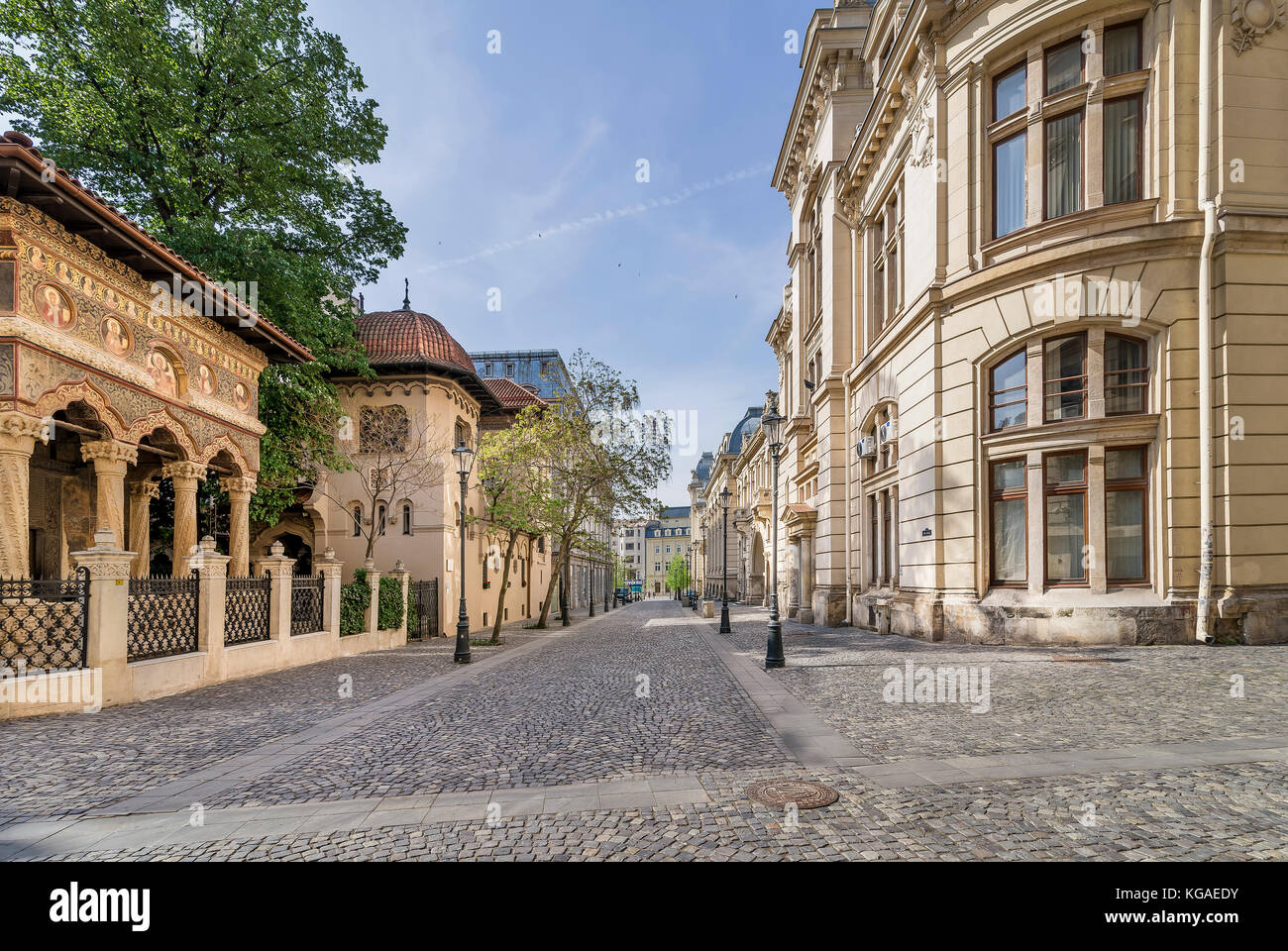 Stavropoleos Monastery and Strada Postei street, Lipscani, Bucharest ...