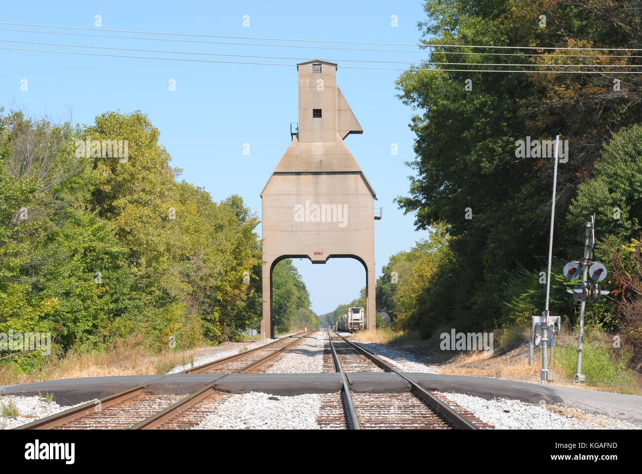 Railroad Coaling Tower Stock Photo - Alamy