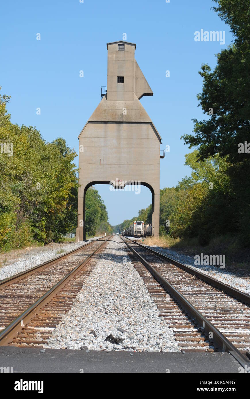 Railroad Coaling Tower Stock Photo - Alamy