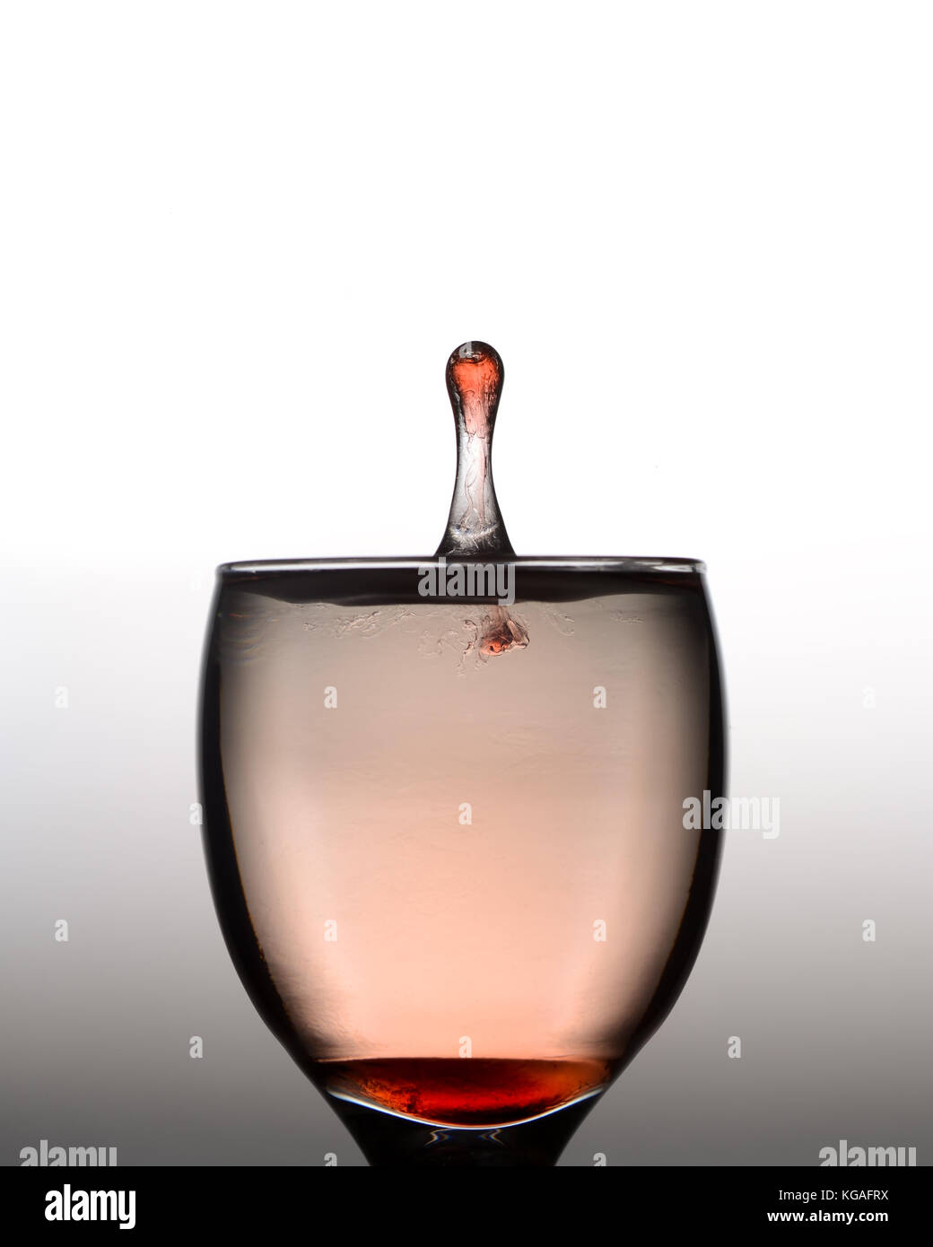 Water splash black silhouette hi-res stock photography and images - Alamy