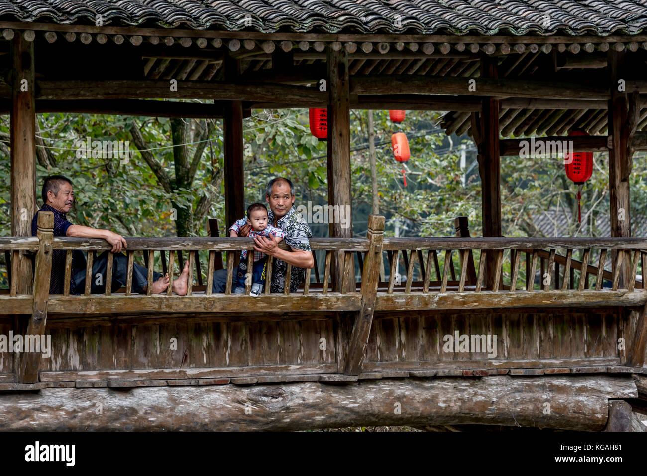 Chinese Red Bridge High Resolution Stock Photography and Images - Alamy