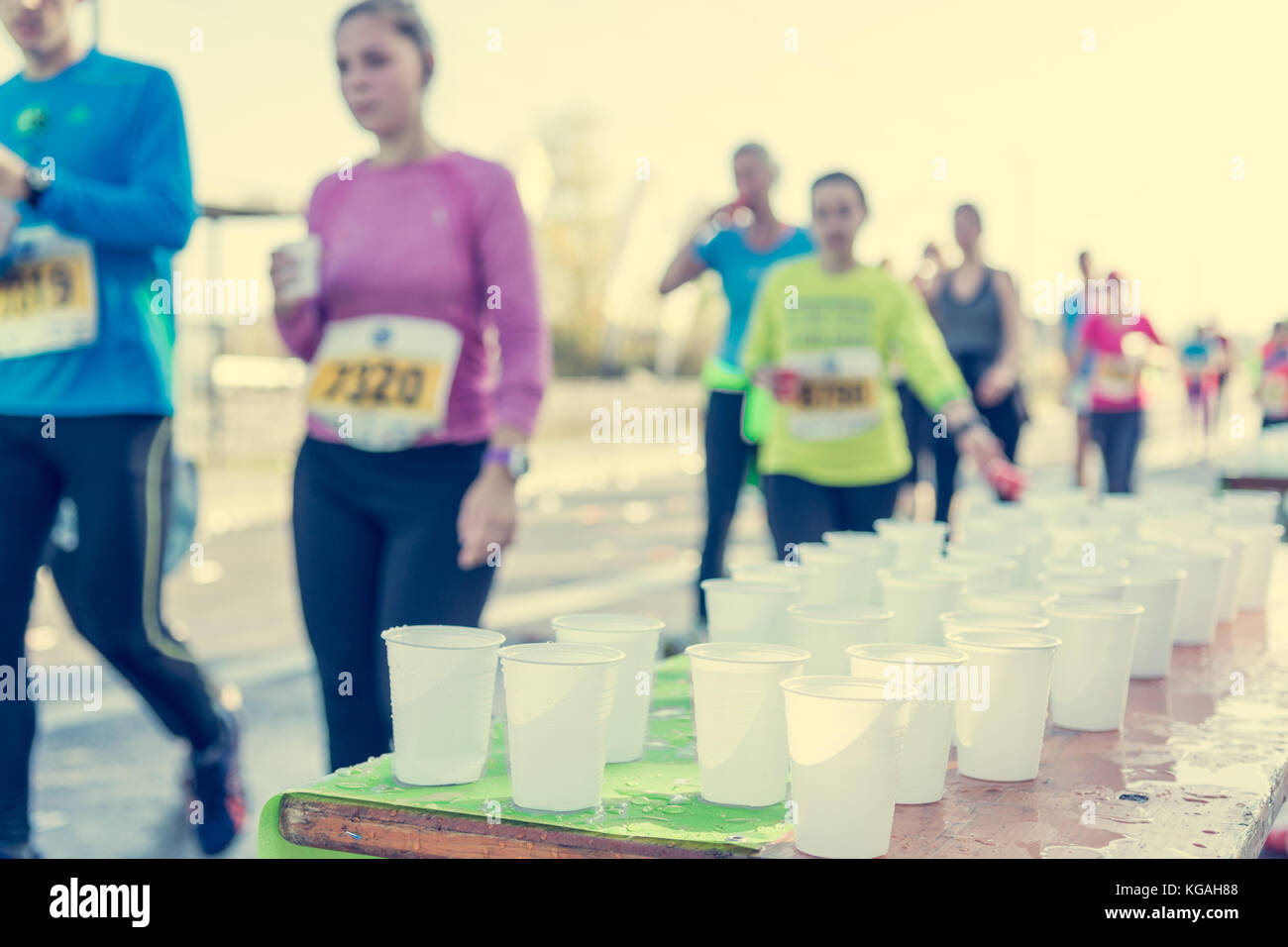Running event water table hi-res stock photography and images - Alamy