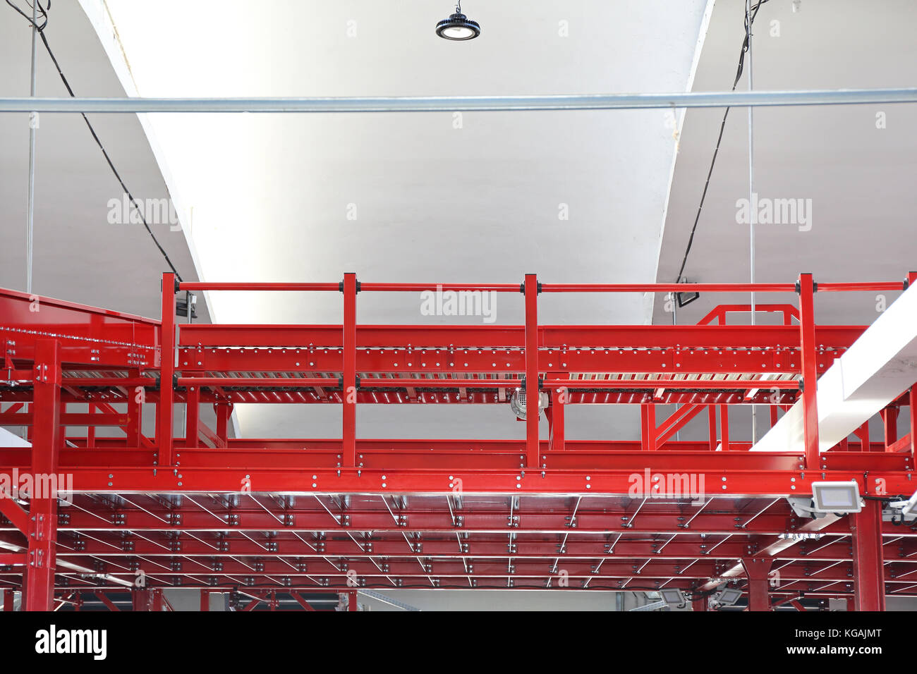 Shipping conveyor hi-res stock photography and images - Alamy